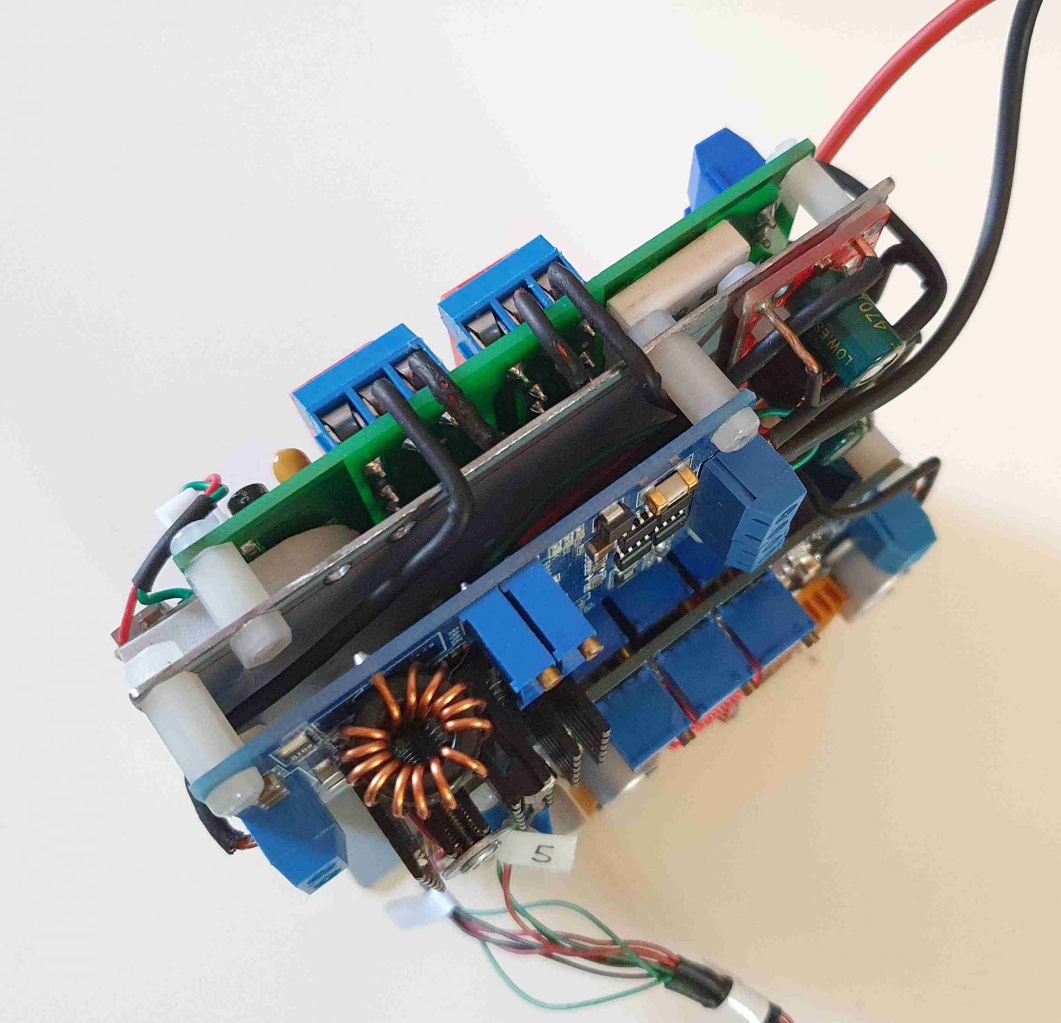 150W Multiple Output DC UPS System – Massimo's Personal Blog