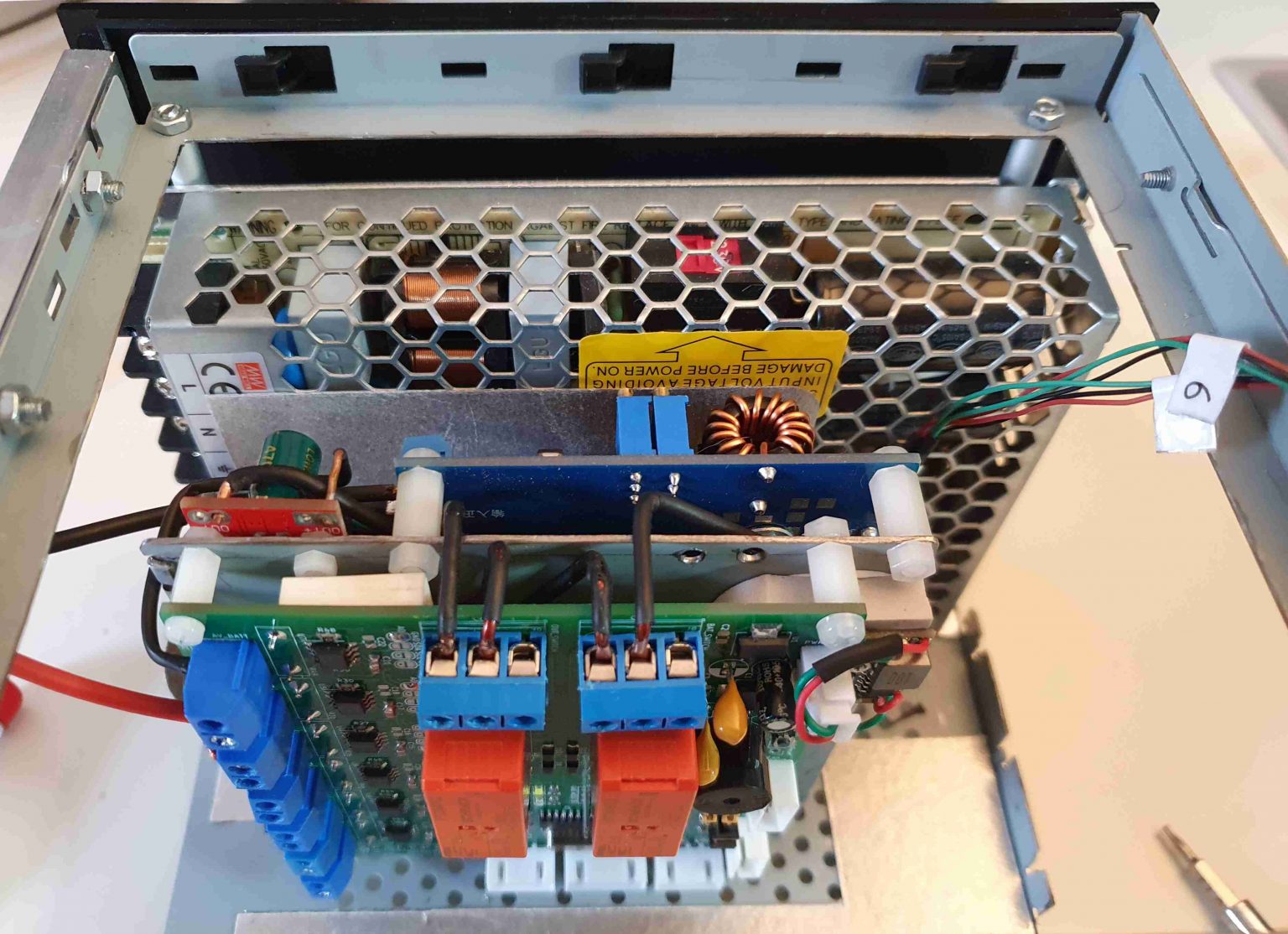 150W Multiple Output DC UPS System – Massimo's Personal Blog